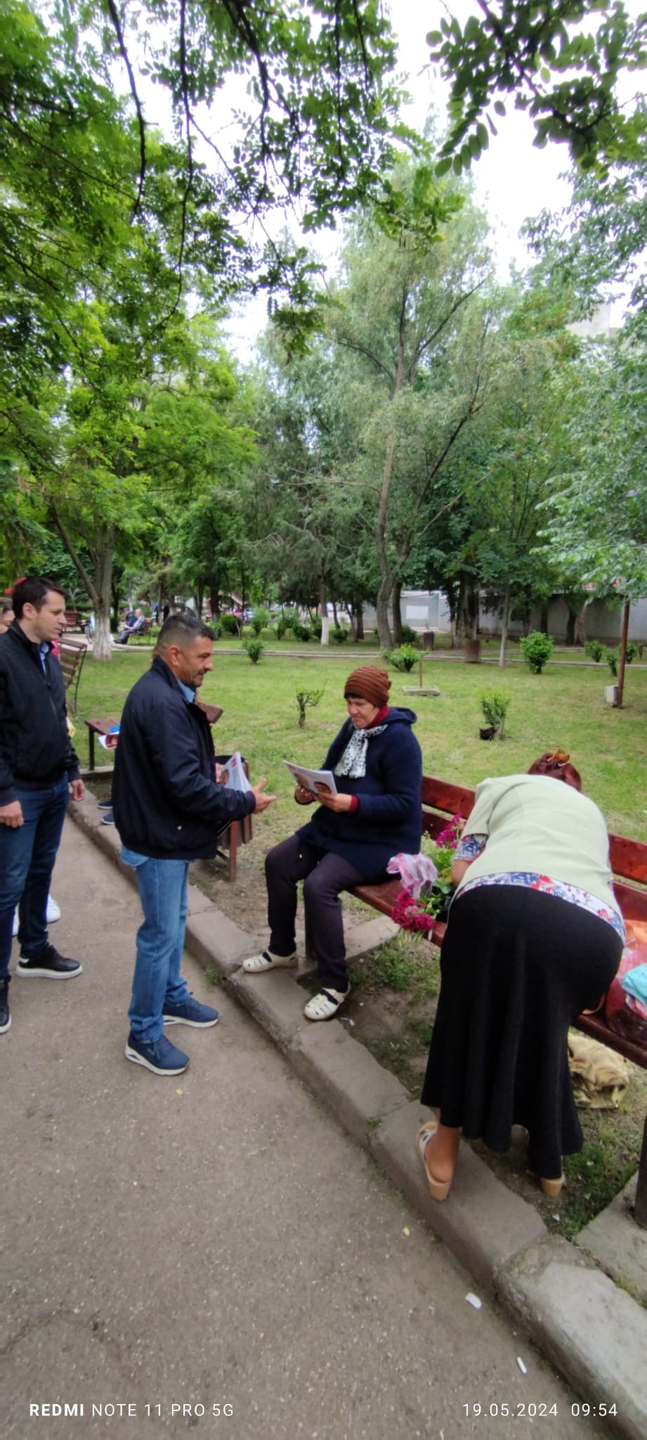 Fotografii PSD il fac de ras pe Danut Cuclea. Pentru a cata oara